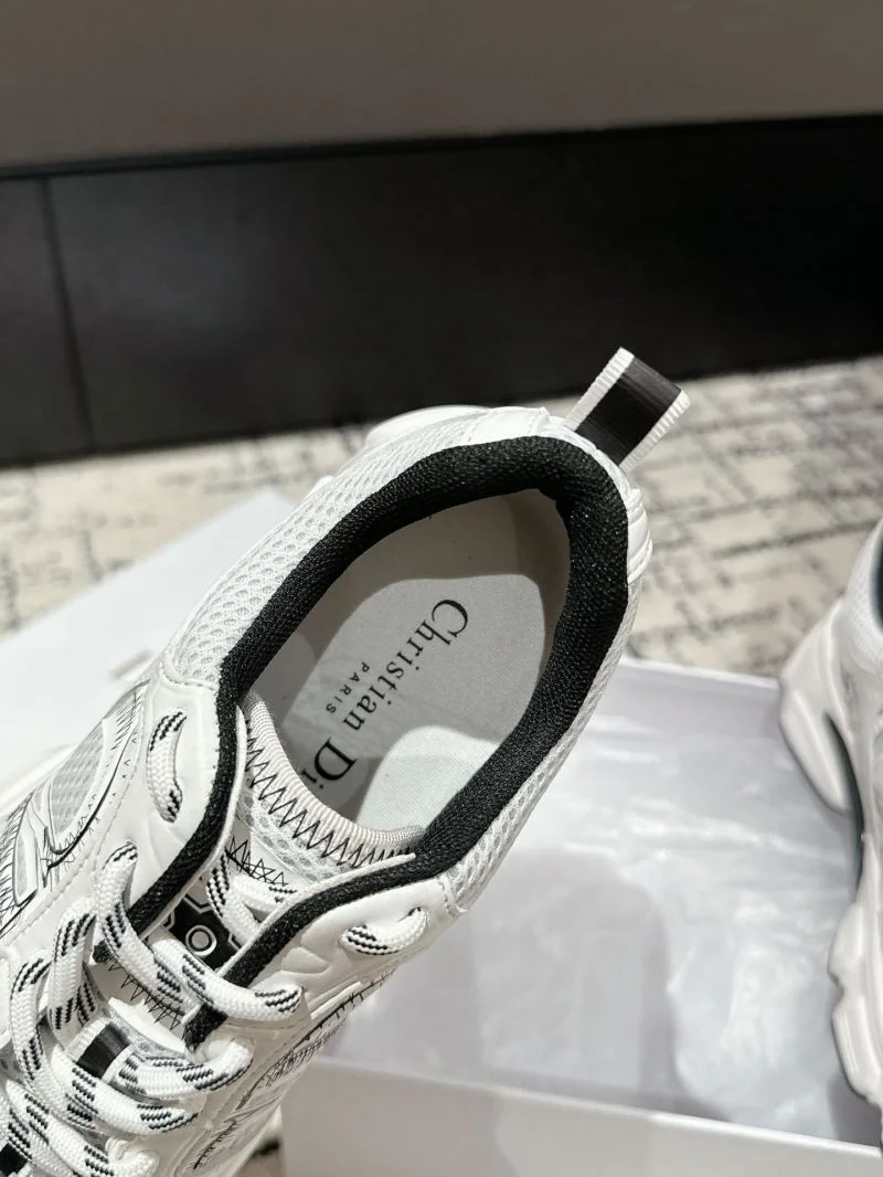 Cut-rate Christian Dior Sneaker