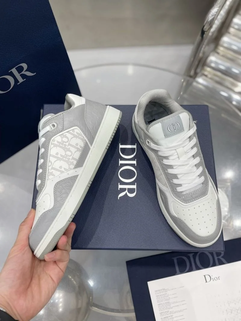 Real Christian Dior Sneaker