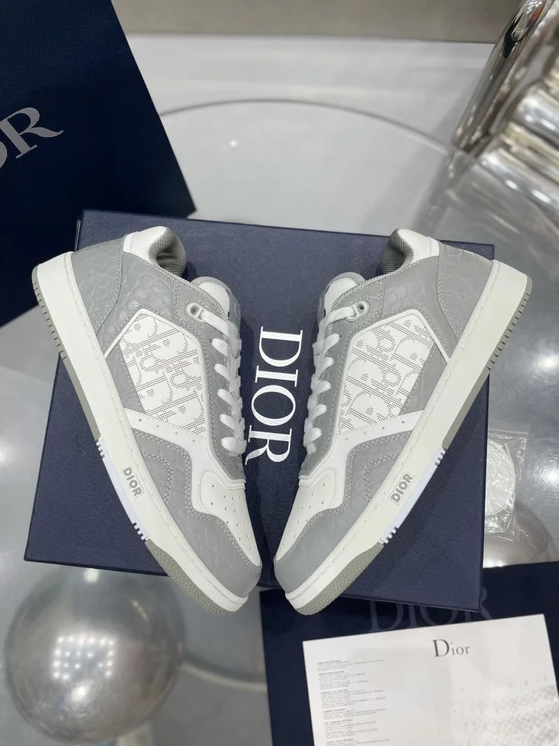Real Christian Dior Sneaker