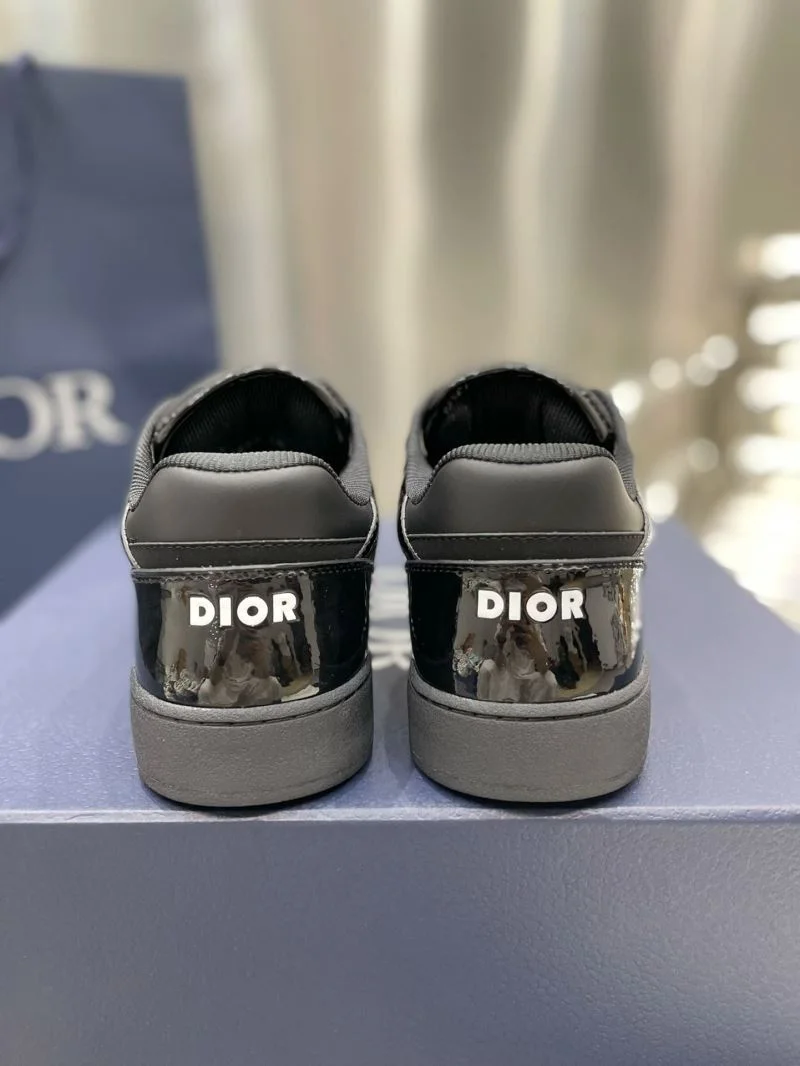 Discounted Christian Dior Sneaker