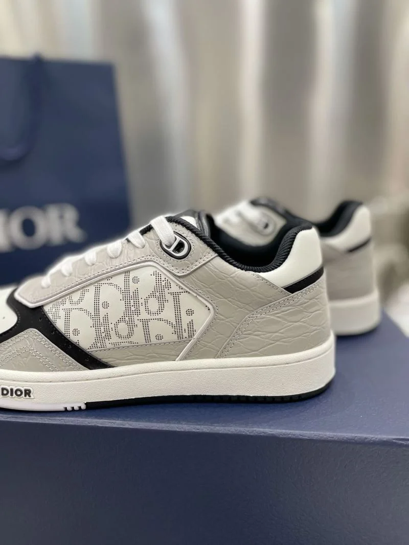 Cut-rate Christian Dior Sneaker