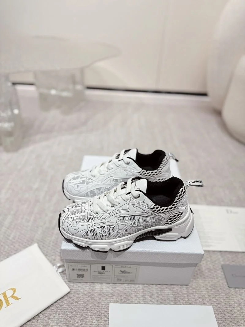 Budget-friendly Christian Dior Sneaker