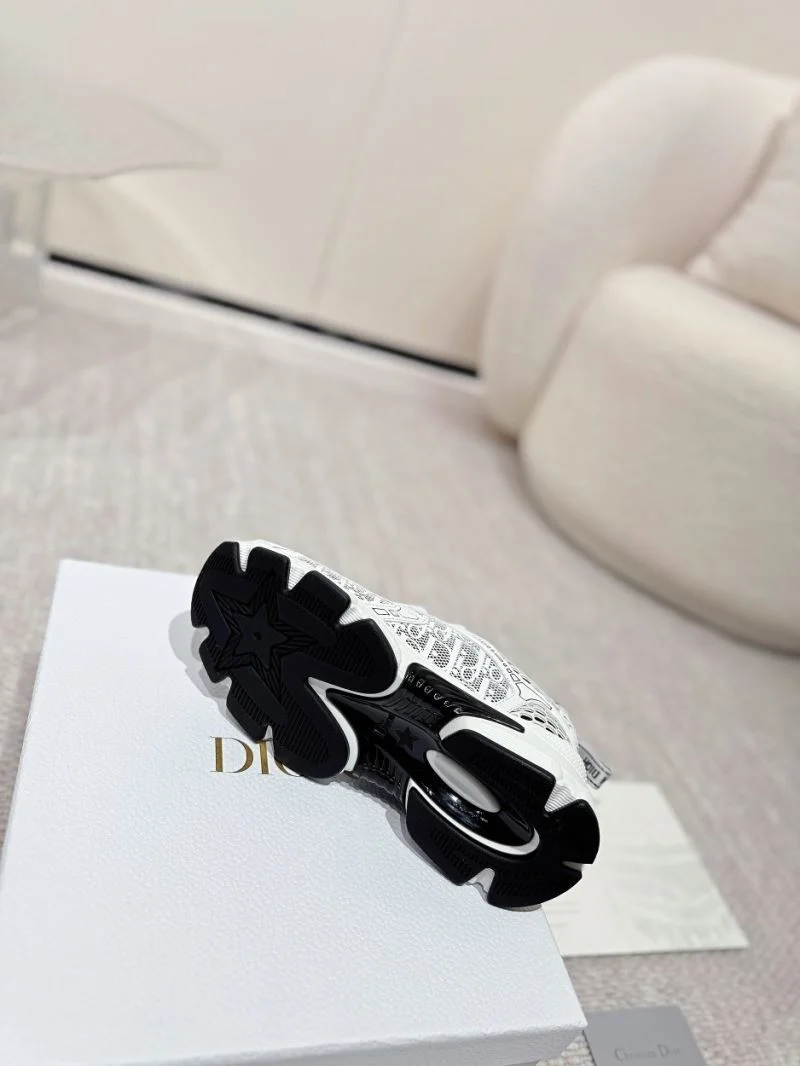 Budget-friendly Christian Dior Sneaker