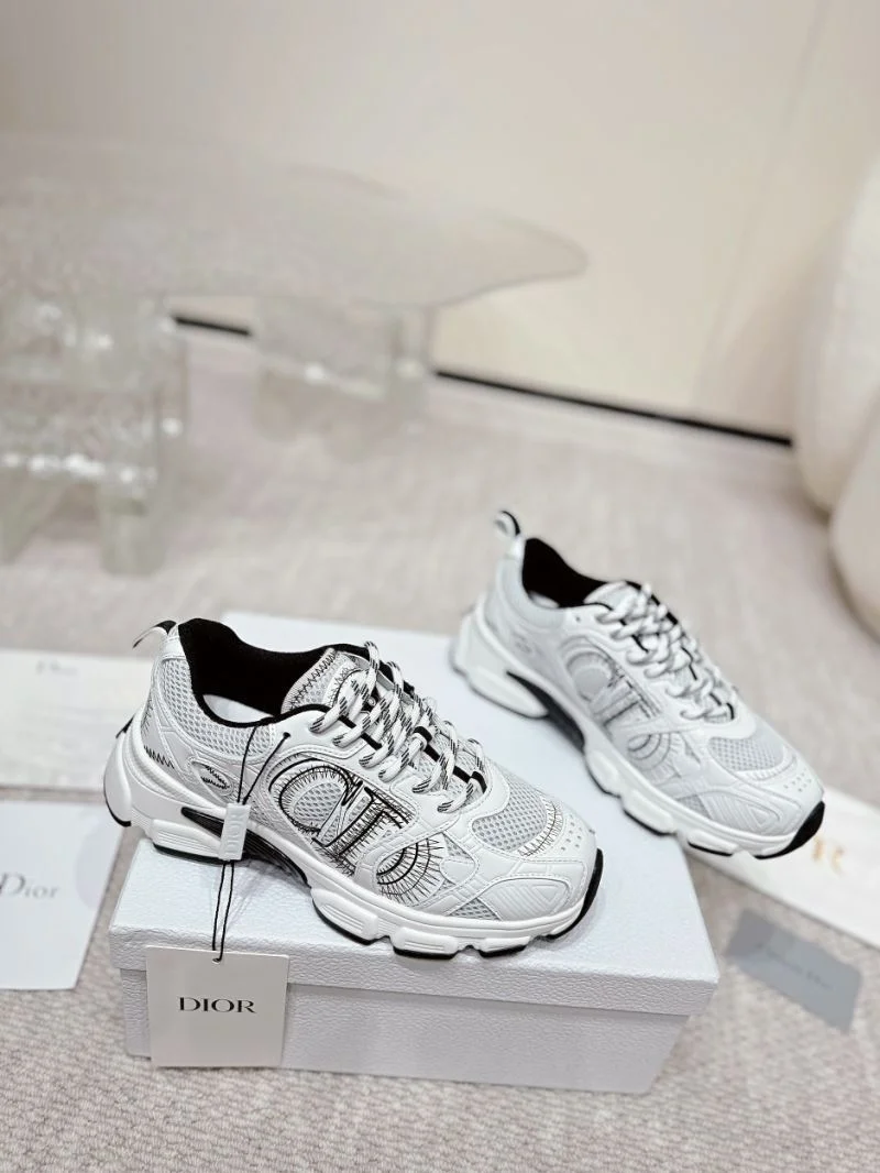 Inexpensive Christian Dior Sneaker