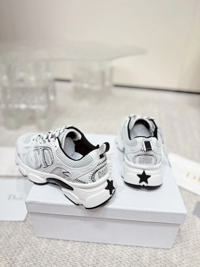 Inexpensive Christian Dior Sneaker