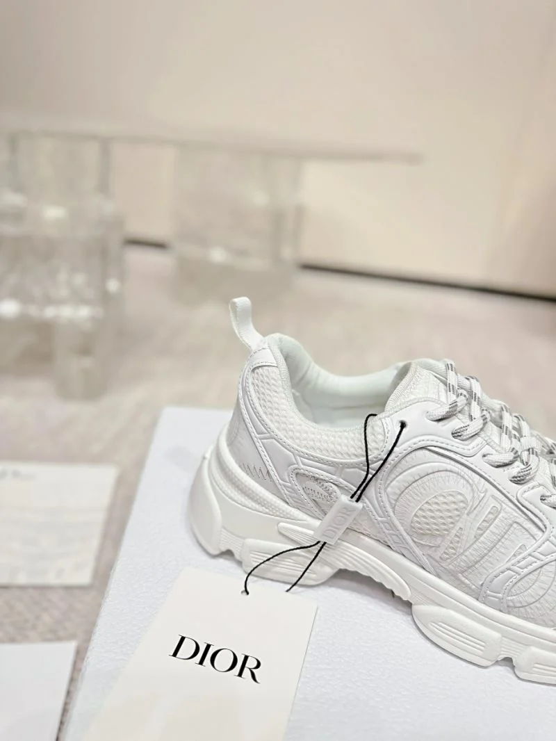 Budget-friendly Christian Dior Sneaker