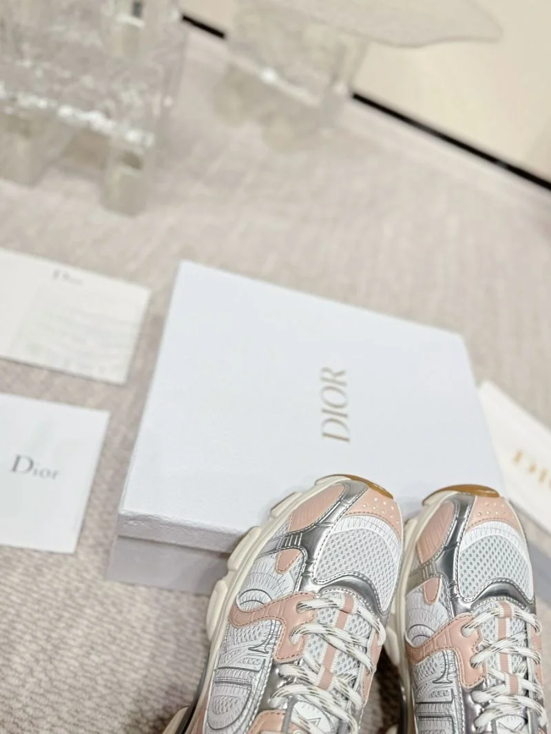 Cut-rate Christian Dior Sneaker