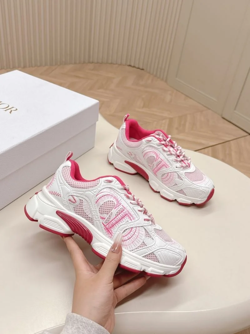 Indistinguishable Christian Dior Sneaker