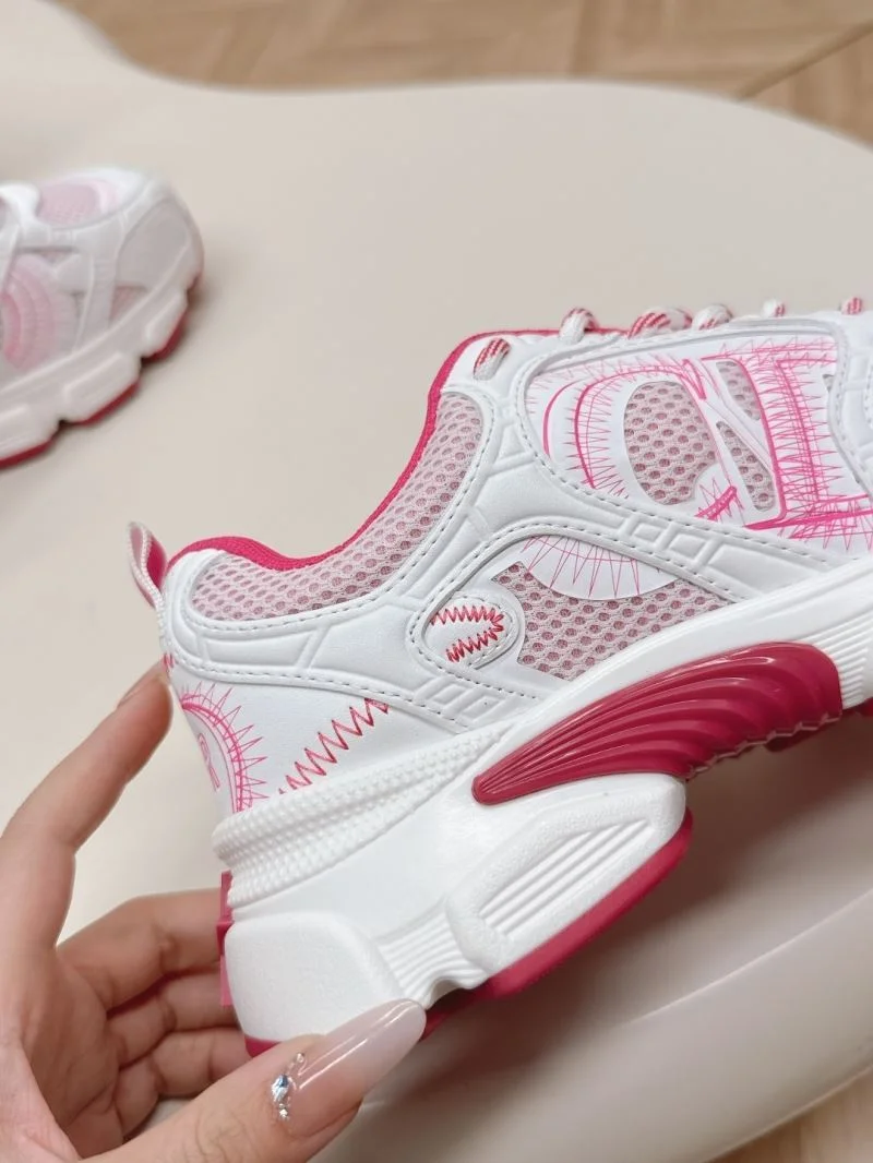 Indistinguishable Christian Dior Sneaker