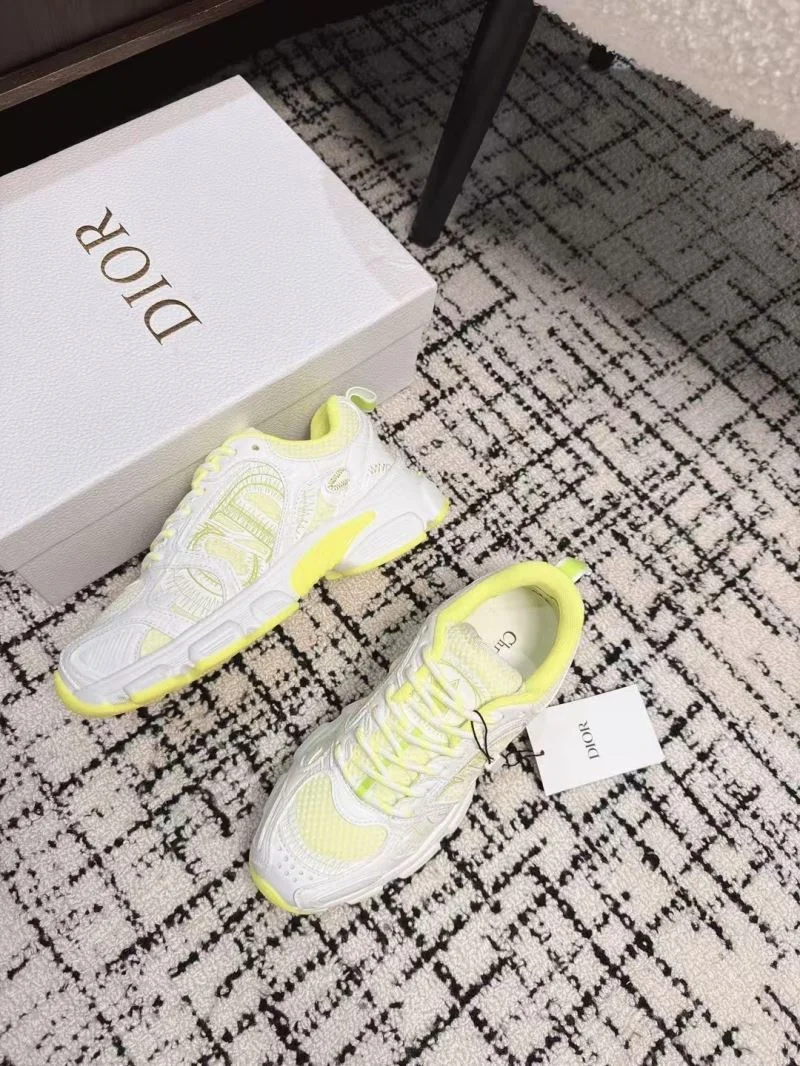 Low-cost Christian Dior Sneaker