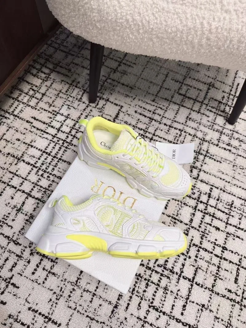 Low-cost Christian Dior Sneaker