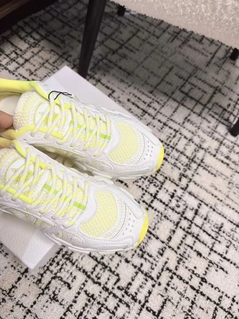 Low-cost Christian Dior Sneaker