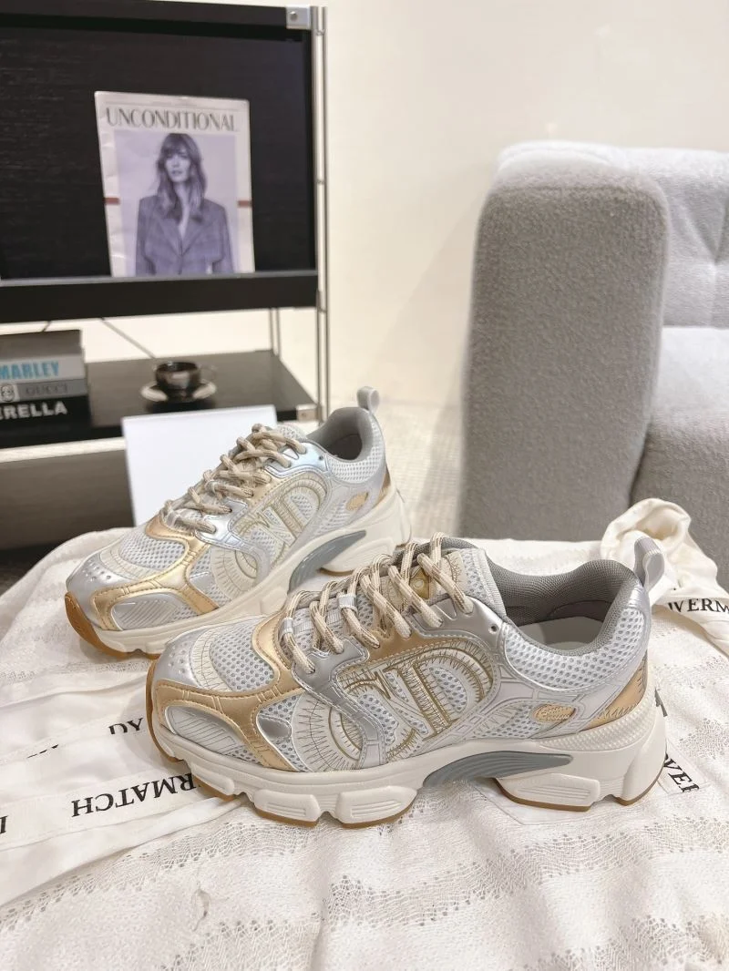 Real Christian Dior Sneaker