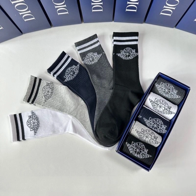 1:1 copy Christian Dior Socks