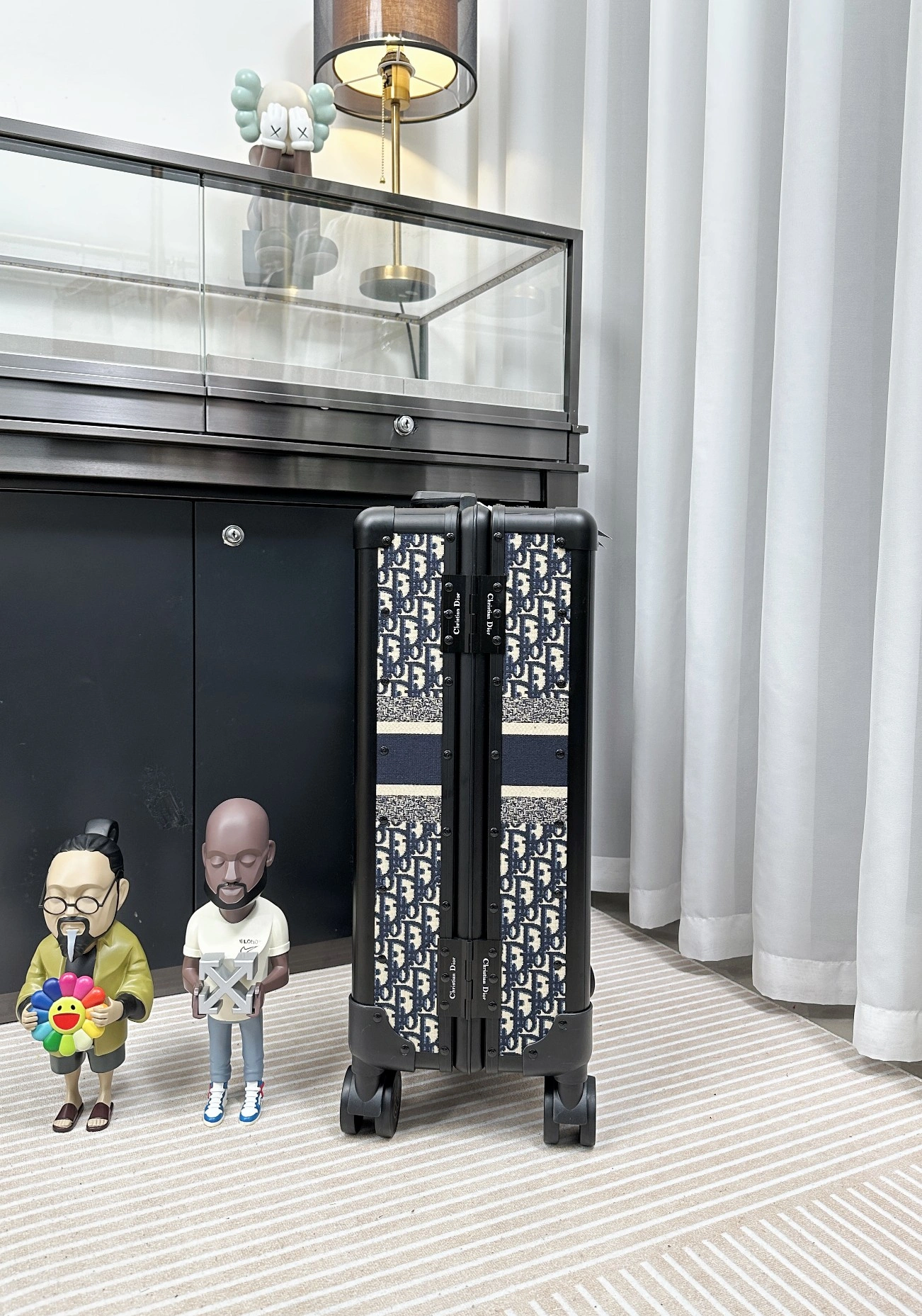 High fidelity Christian Dior Suitcase
