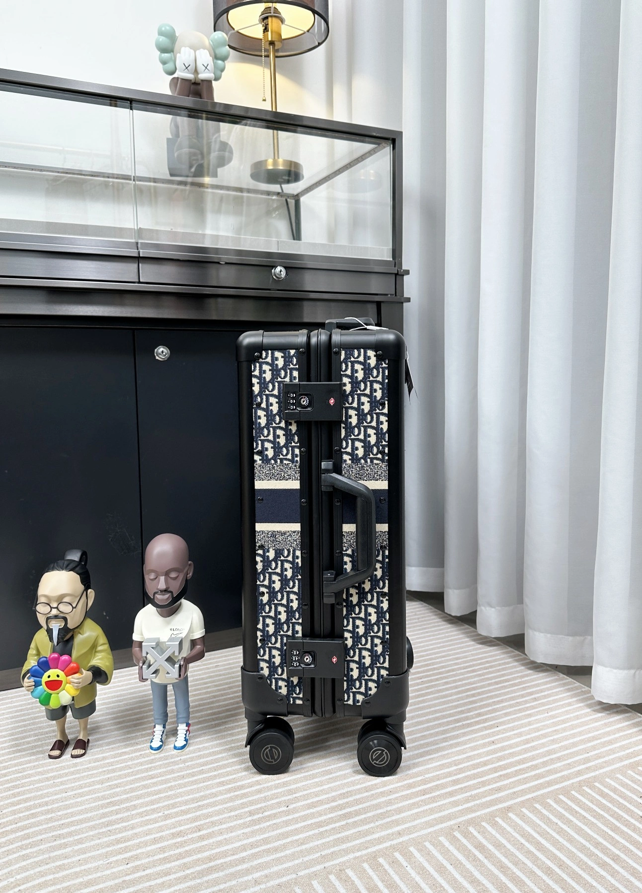 High fidelity Christian Dior Suitcase