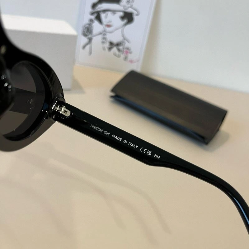 Legit Christian Dior Sunglasses