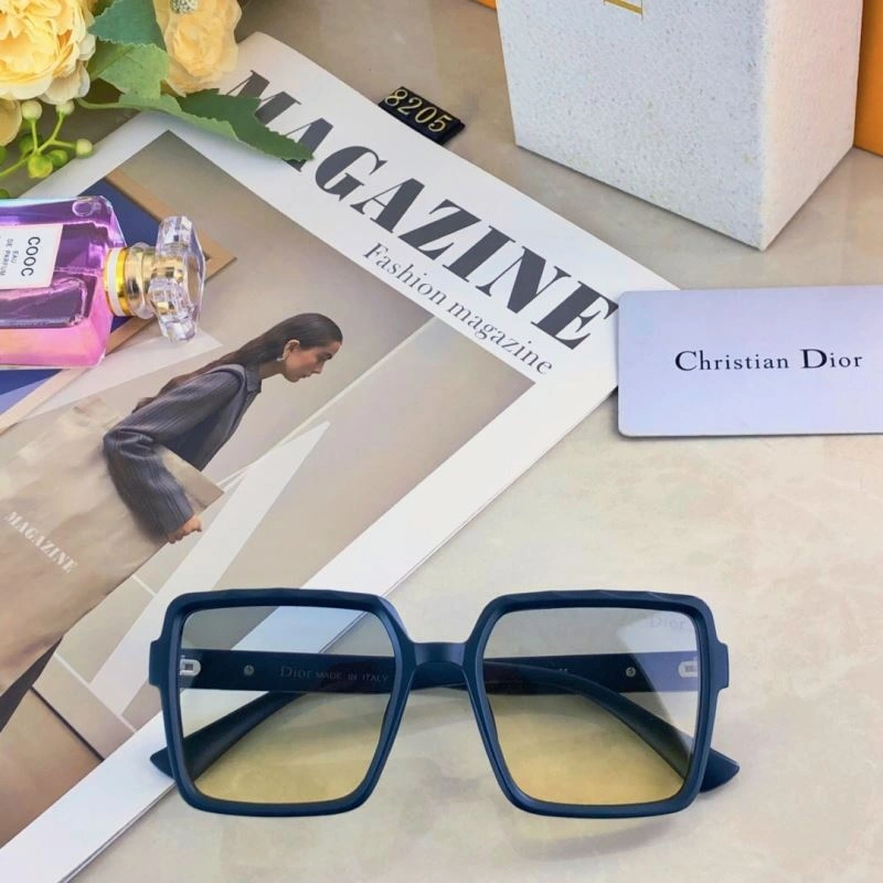 Low-cost Christian Dior Sunglasses