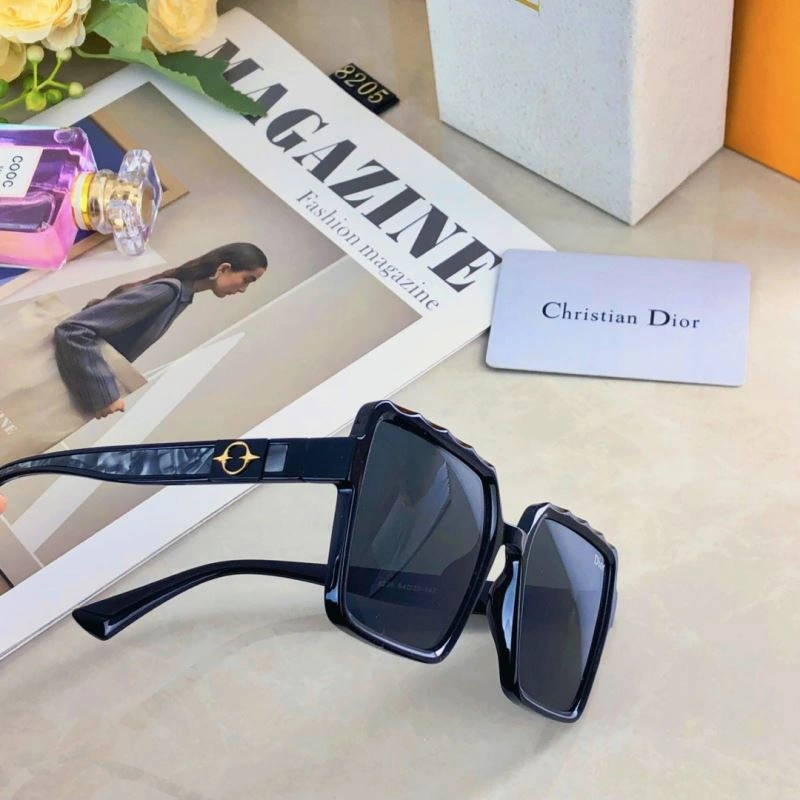 Low-cost Christian Dior Sunglasses