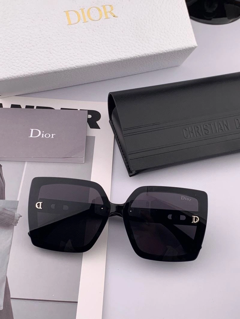 Exact replica Christian Dior Sunglasses