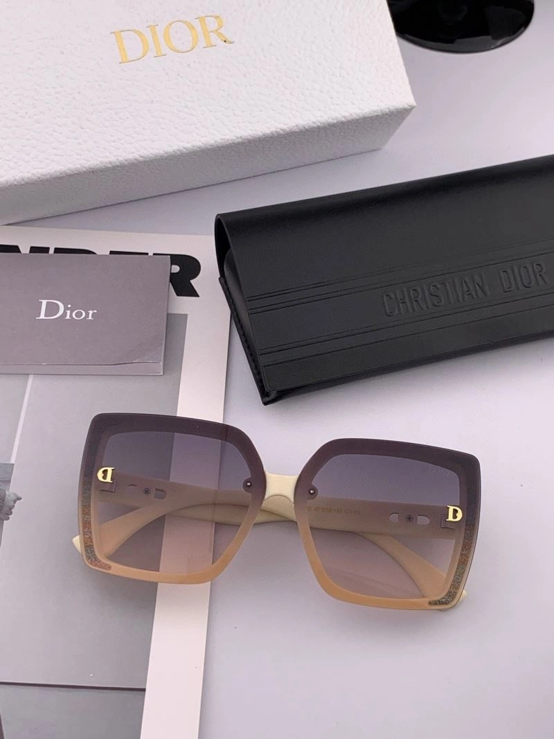 Exact replica Christian Dior Sunglasses