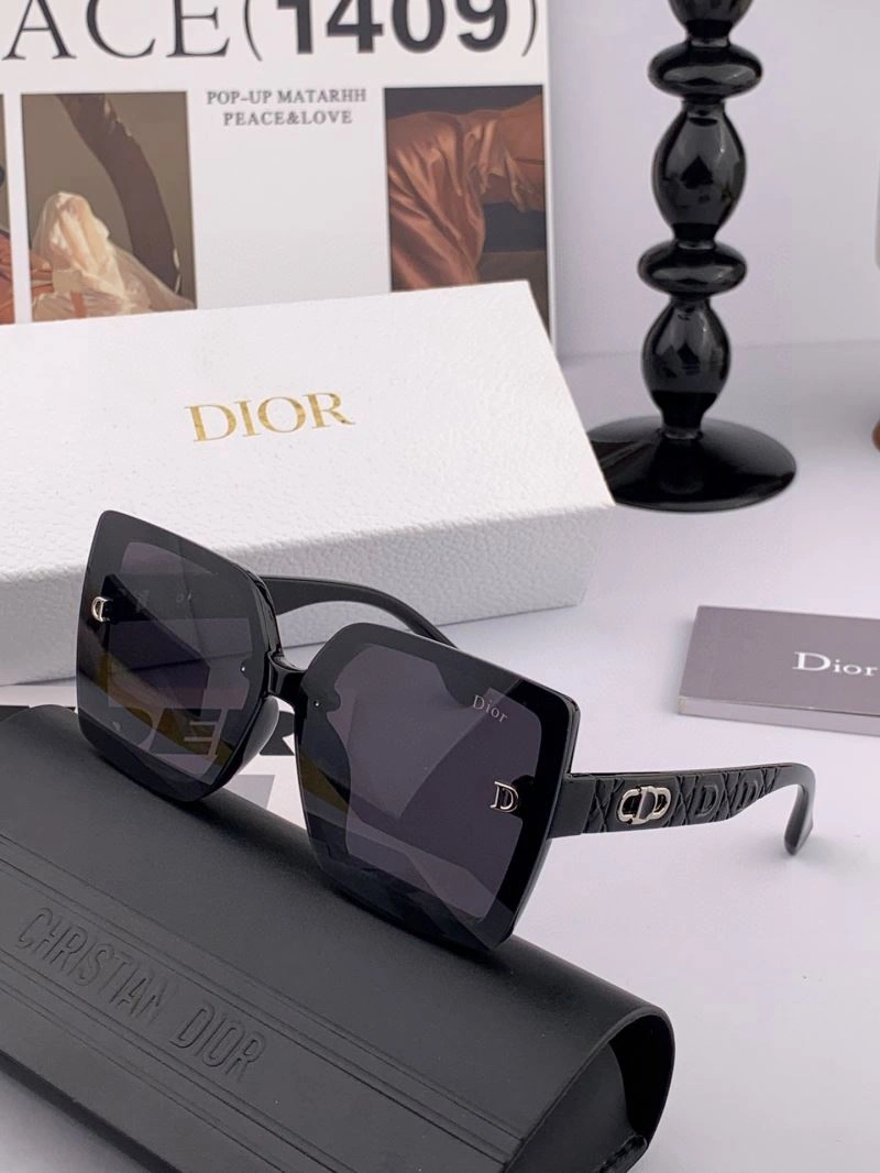 Exact replica Christian Dior Sunglasses