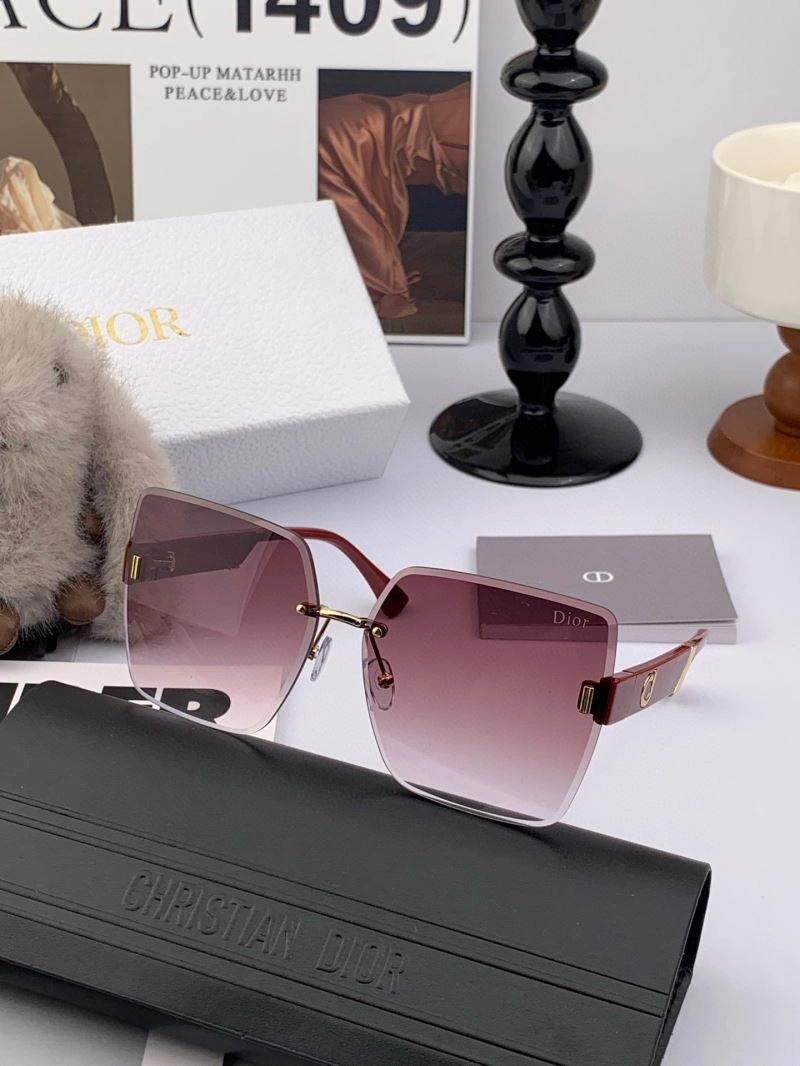 Mirror quality Christian Dior Sunglasses