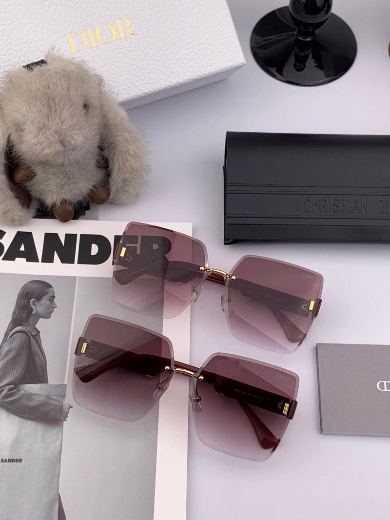 Mirror quality Christian Dior Sunglasses