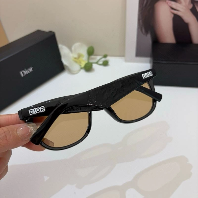 Indistinguishable Christian Dior Sunglasses
