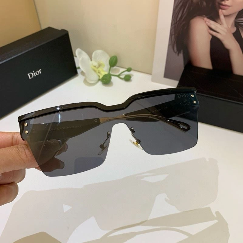 Top mirror Christian Dior Sunglasses
