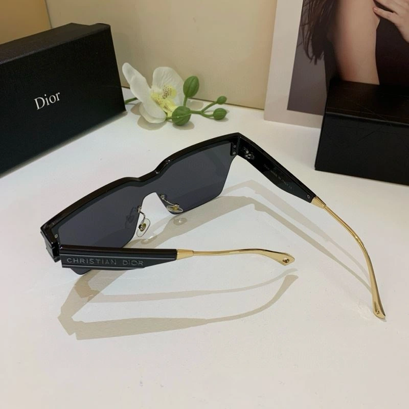 Top mirror Christian Dior Sunglasses