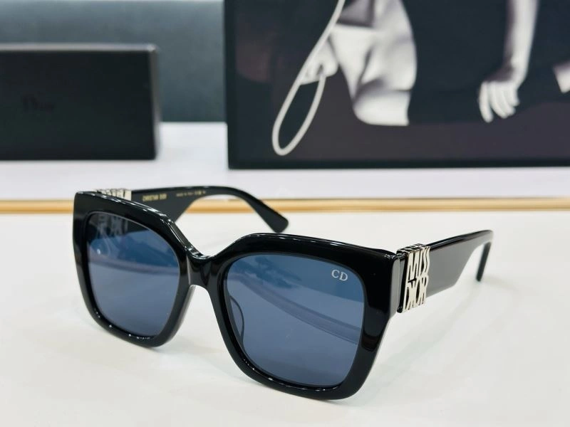 Bargain Christian Dior Sunglasses