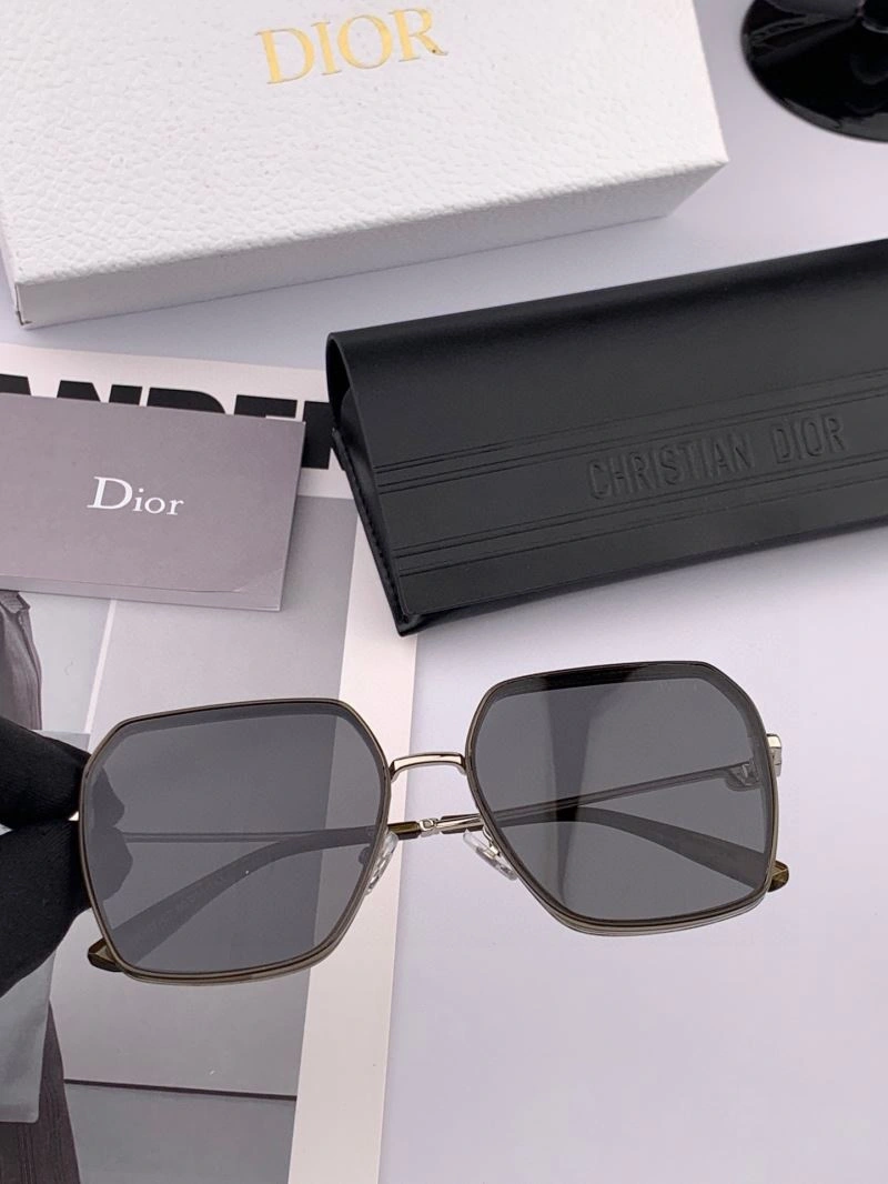 Cut-rate Christian Dior Sunglasses
