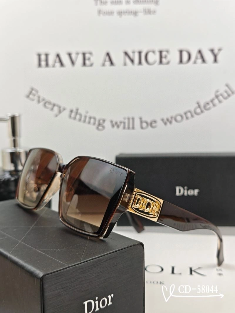 Low-cost Christian Dior Sunglasses