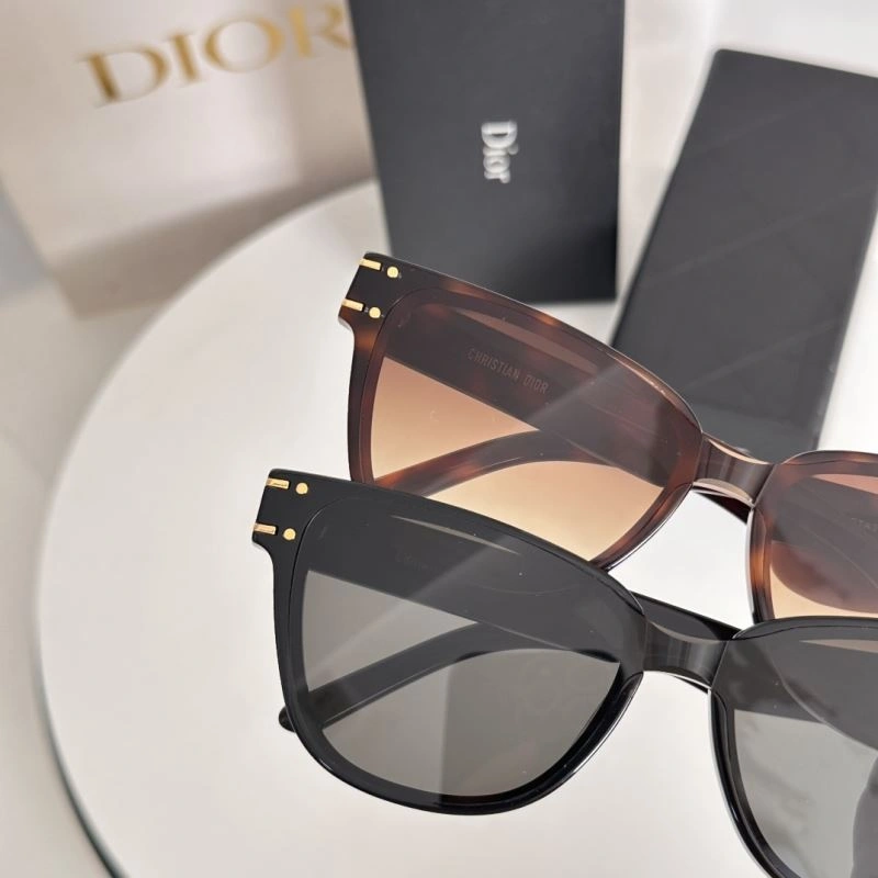 Top match Christian Dior Sunglasses