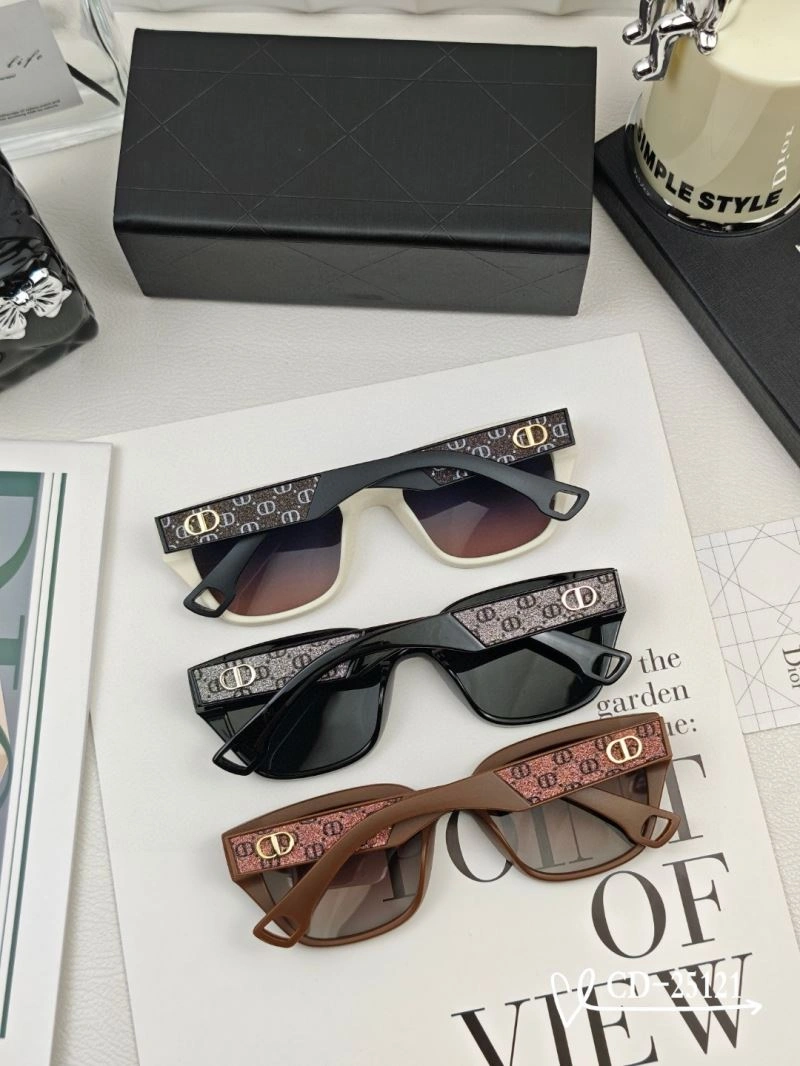 High fidelity Christian Dior Sunglasses
