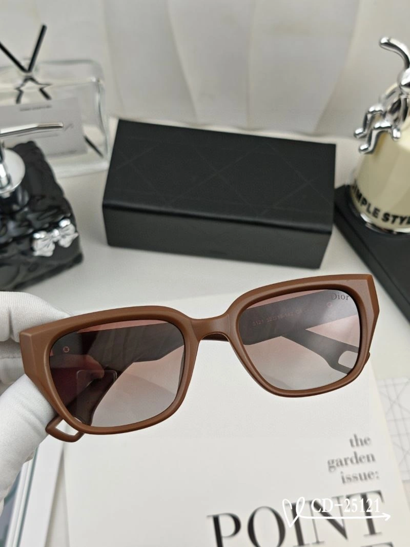 High fidelity Christian Dior Sunglasses