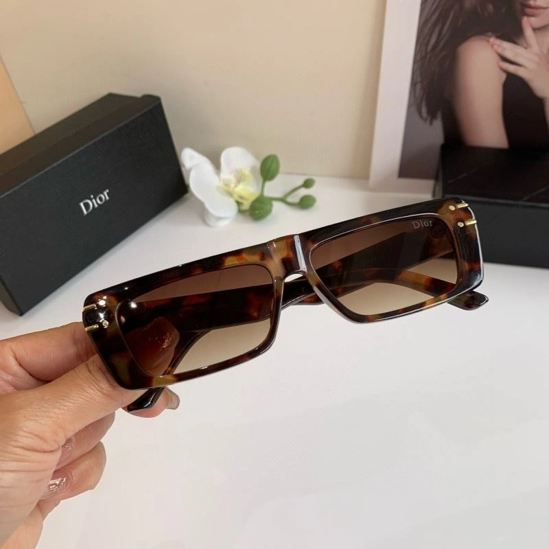 Low-cost Christian Dior Sunglasses