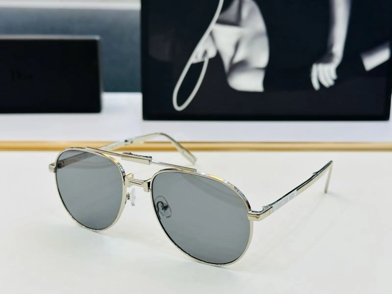 Exact replica Christian Dior Sunglasses