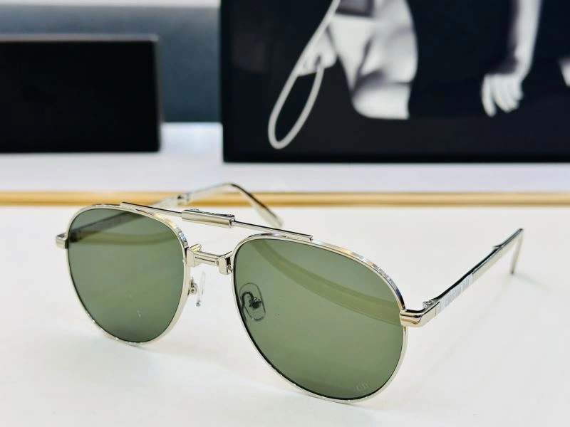 Exact replica Christian Dior Sunglasses