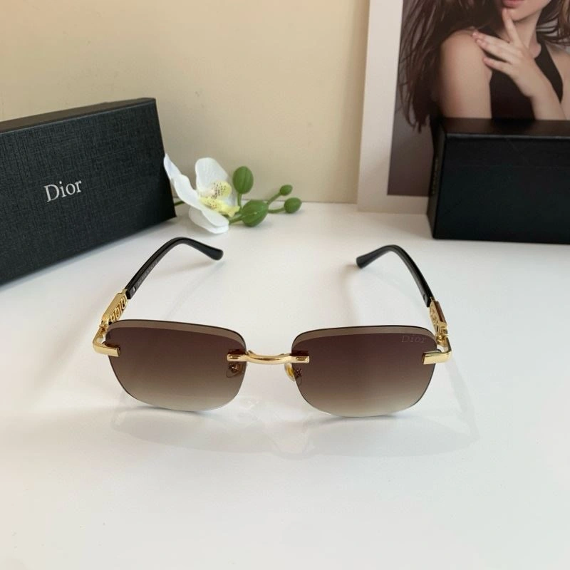Low-cost Christian Dior Sunglasses