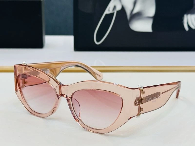 High fidelity Christian Dior Sunglasses