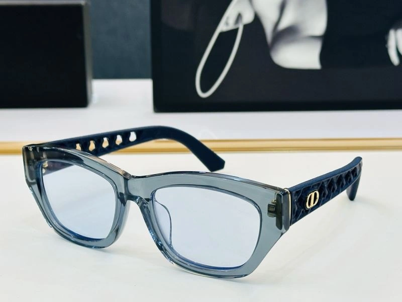 Top match Christian Dior Sunglasses