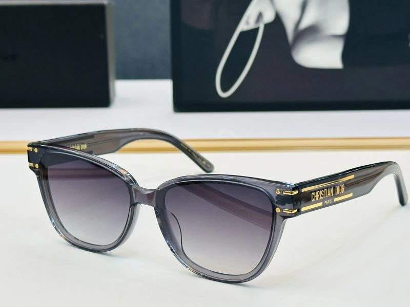 Top mirror Christian Dior Sunglasses