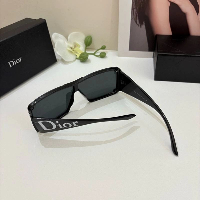 Precise copy Christian Dior Sunglasses