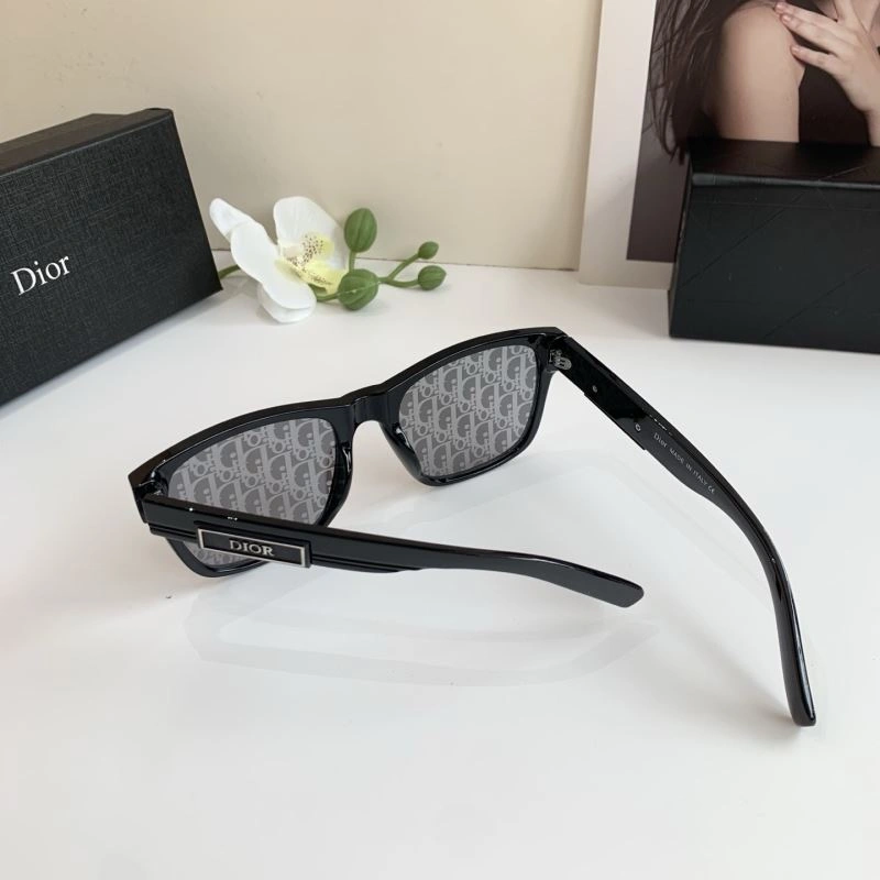 Exact replica Christian Dior Sunglasses