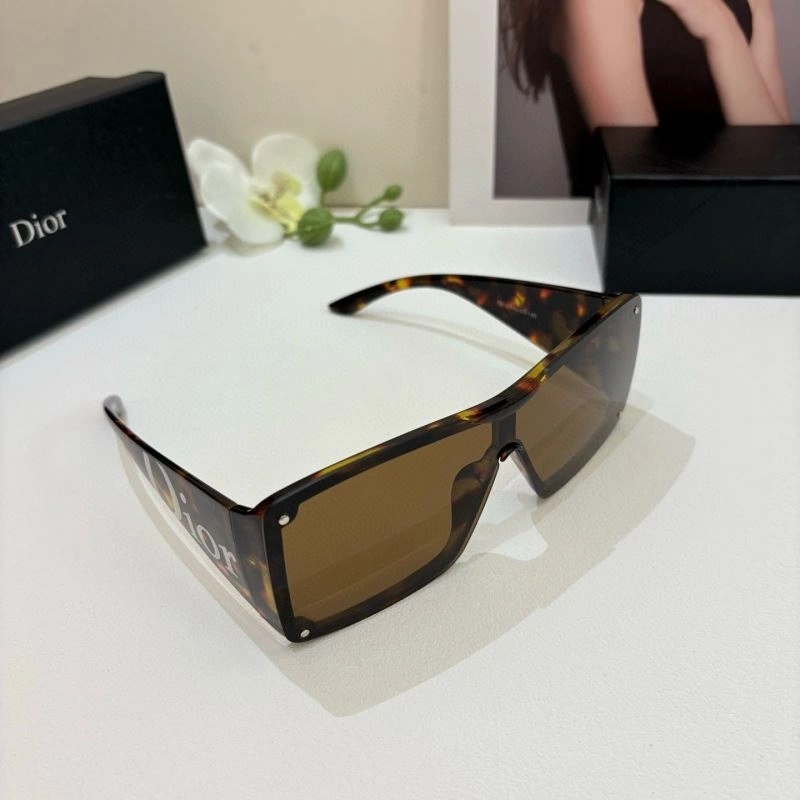 Exact replica Christian Dior Sunglasses