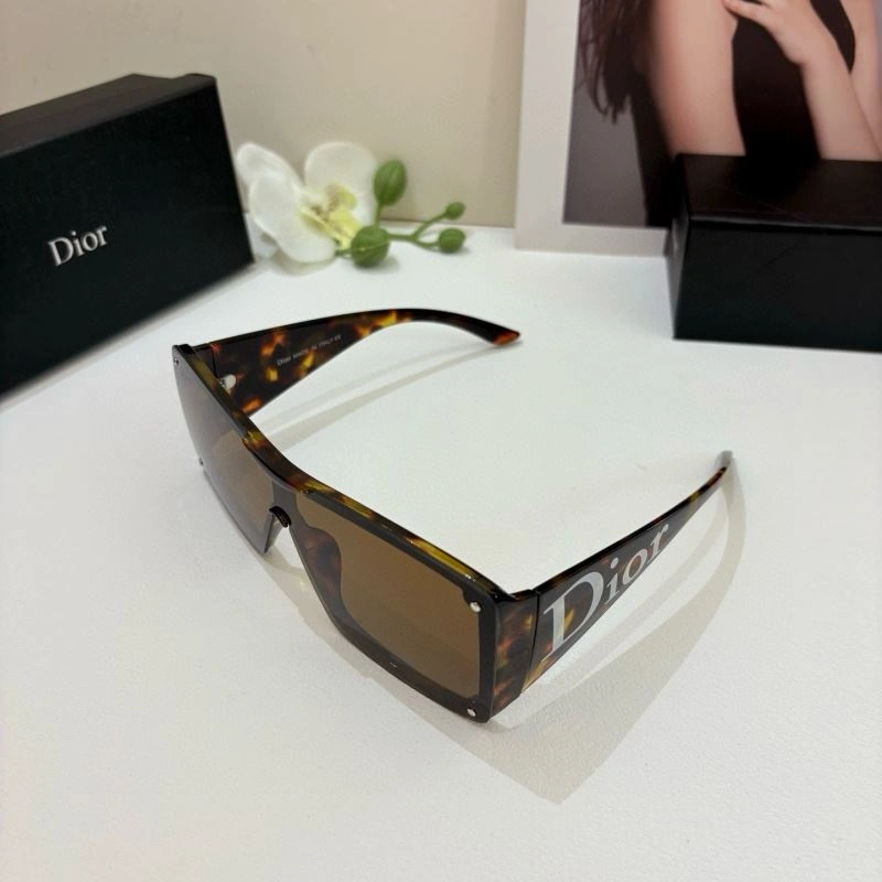 Exact replica Christian Dior Sunglasses