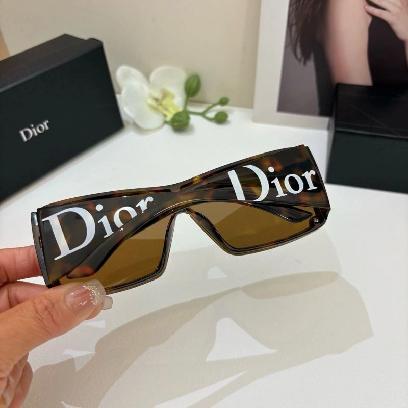 Exact replica Christian Dior Sunglasses