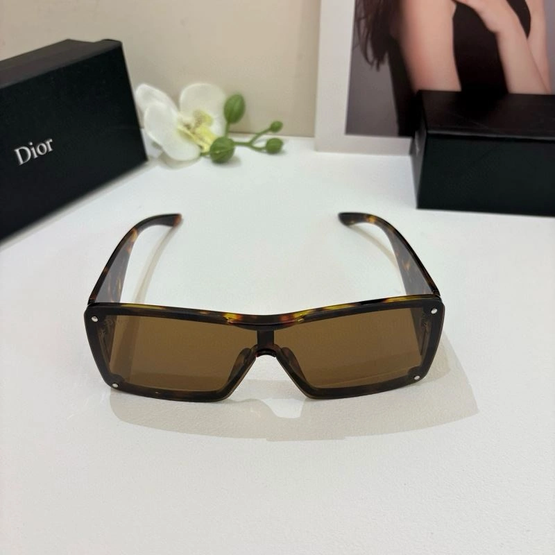 Exact replica Christian Dior Sunglasses